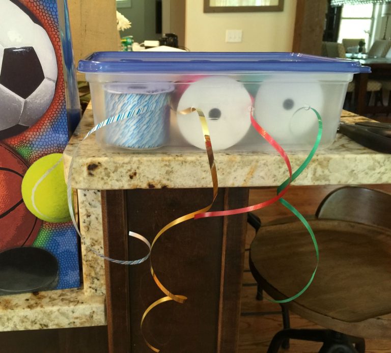 Create A Ribbon Box With Ziploc® brand Containers with One Press Seal ...