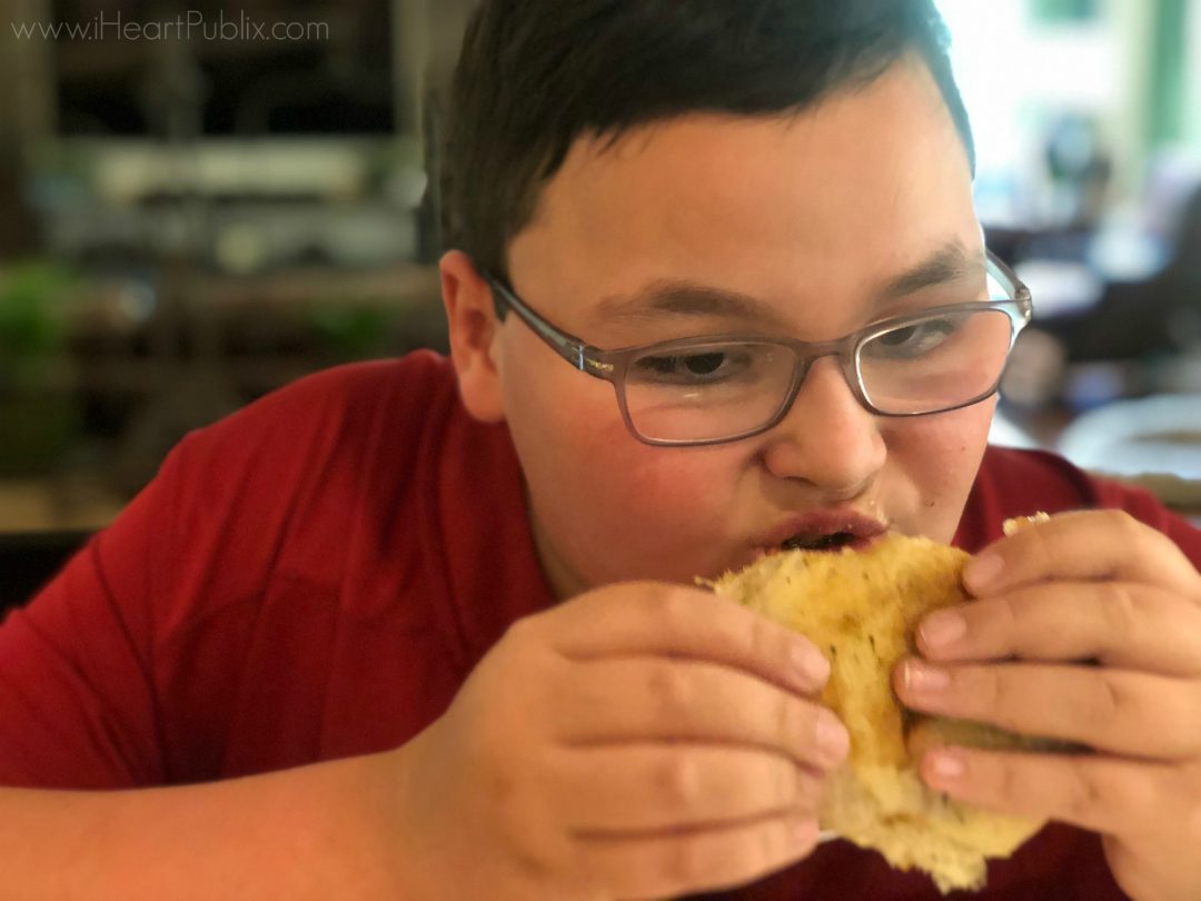 Chili Cheese Dog Pockets – Fantastic Meal To Go With The Deal On Nathan ...