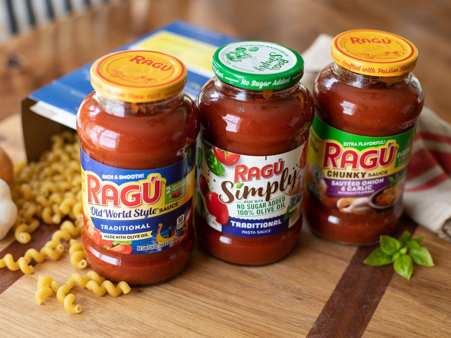 Grab Some RAGÚ And Try My Chicken Cacciatore Pot Pie – The Perfect Meal ...