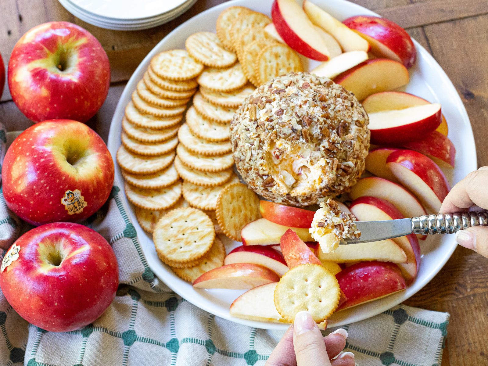 Pick Up SugarBee® Apples For This Easy Apple Cheese Ball - iHeartPublix