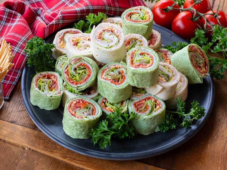 Easy Deli Pinwheels Are The Perfect Holiday Appetizer – Made With ...