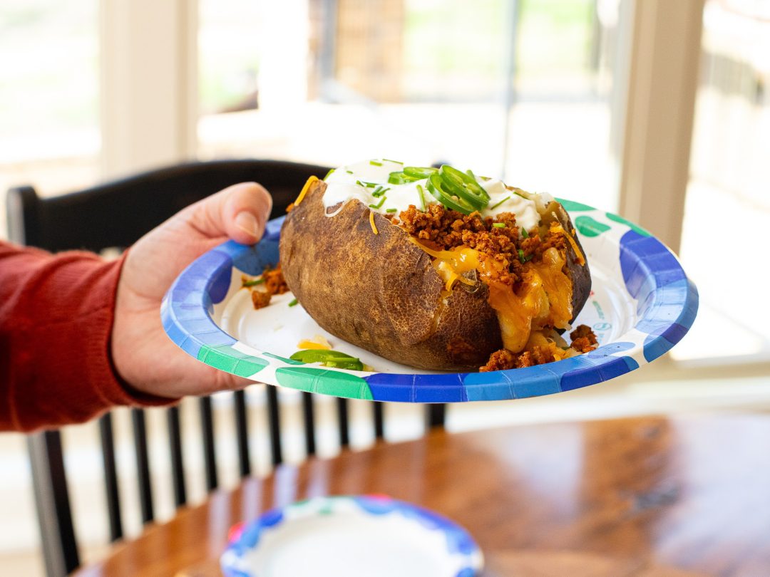 Enjoy A Stress-Free Dinner Routine With SOLO® Bold Hold™ Plates – Save ...