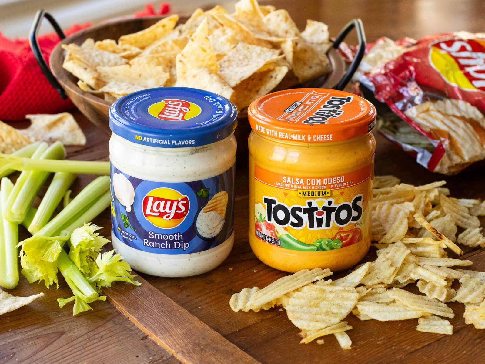 Grab Lay’s or Tostitos Dip For $2.55 Per Jar At Publix - iHeartPublix
